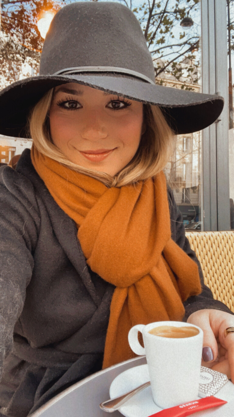 Practicing Gratitude Like You Really Mean It - s1ep43 - Mon Petit Four®