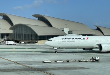 A Guide for Flying into Paris - Mon Petit Four®